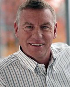 Glenn Renwick Death and Obituary: Former Progressive CEO Dies in Car ...